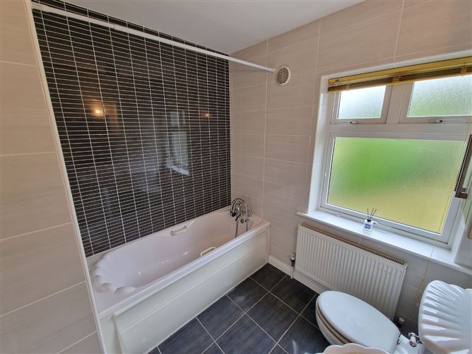 24 The Hazels, Tulla Road, Ennis, Co. Clare - DNG O'Sullivan Hurley ...