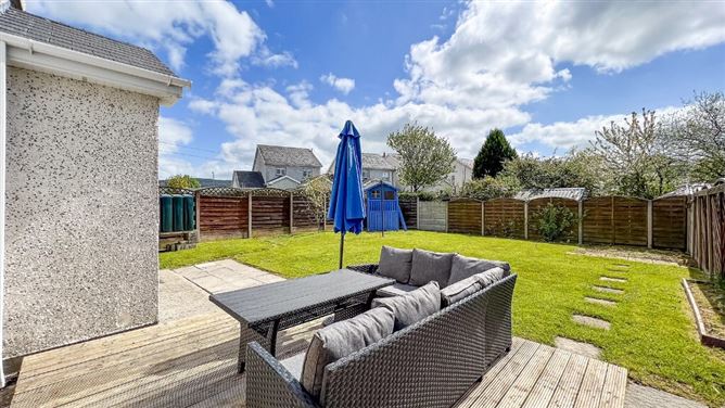 33 Glen Vale, Ballyragget, Co. Kilkenny - Sherry FitzGerald McCreery ...