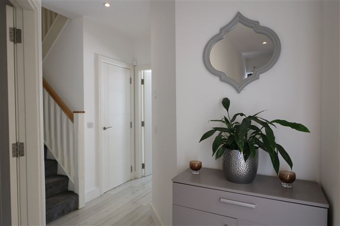 18 Gandon Walk, Lucan, Dublin - French Estates - 4713762 - MyHome.ie ...