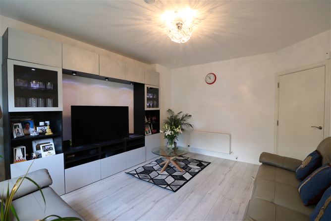 18 Gandon Walk, Lucan, Dublin - French Estates - 4713762 - MyHome.ie ...