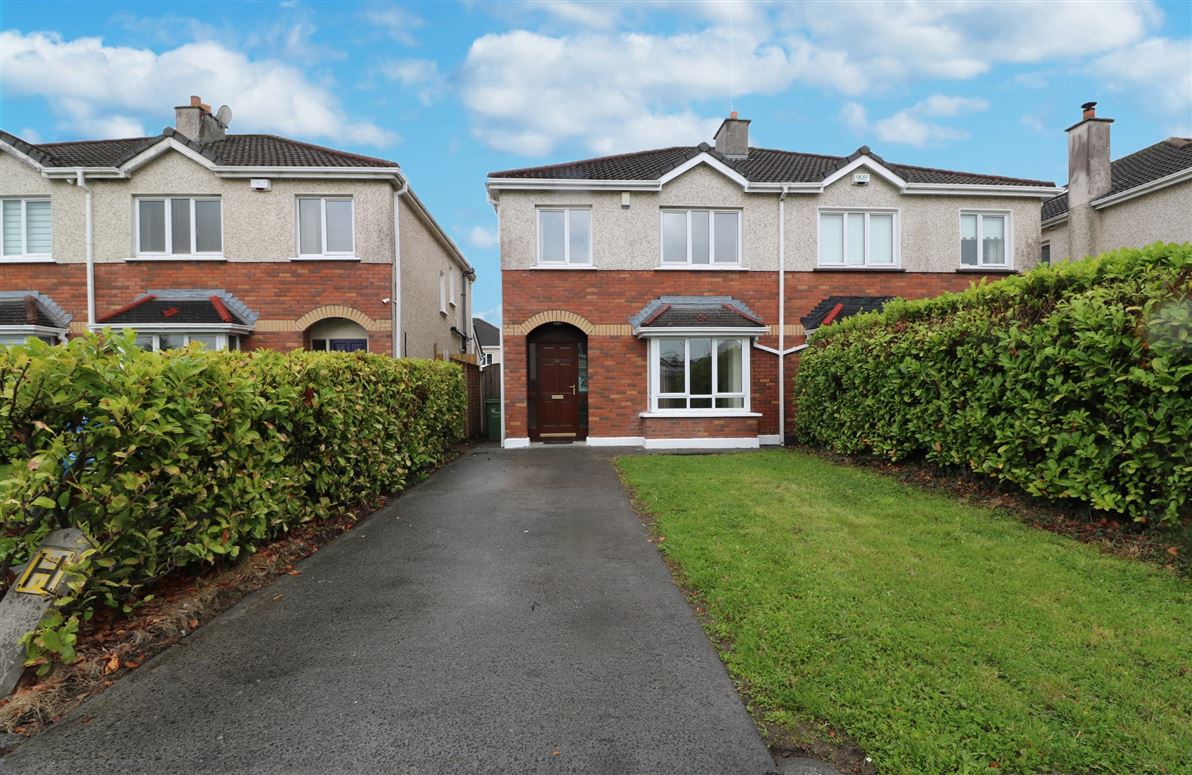 20 The Green, Pheasant Run, Clonee, Dublin 15 - French Estates ...