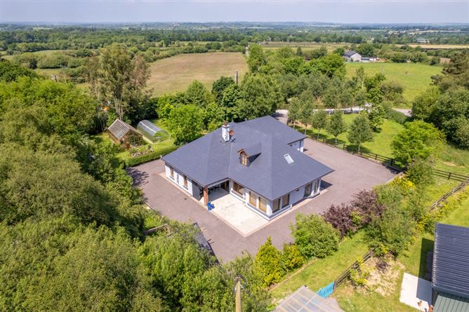 Mount Hillary Holiday Pods, Curraghrour West, Banteer, Mallow, Cork ...