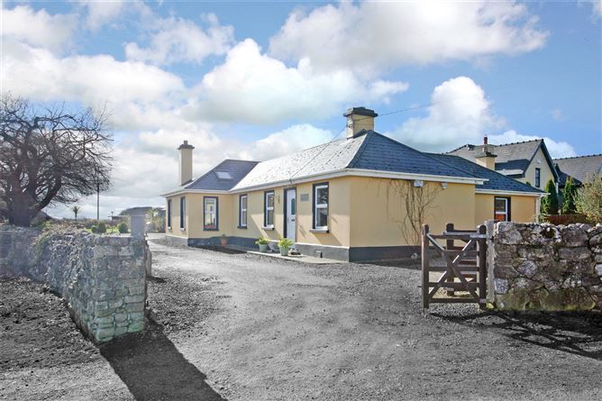 Rosie's Cottage, Ballyashea, Old Kildimo, Co. Limerick - Sherry ...