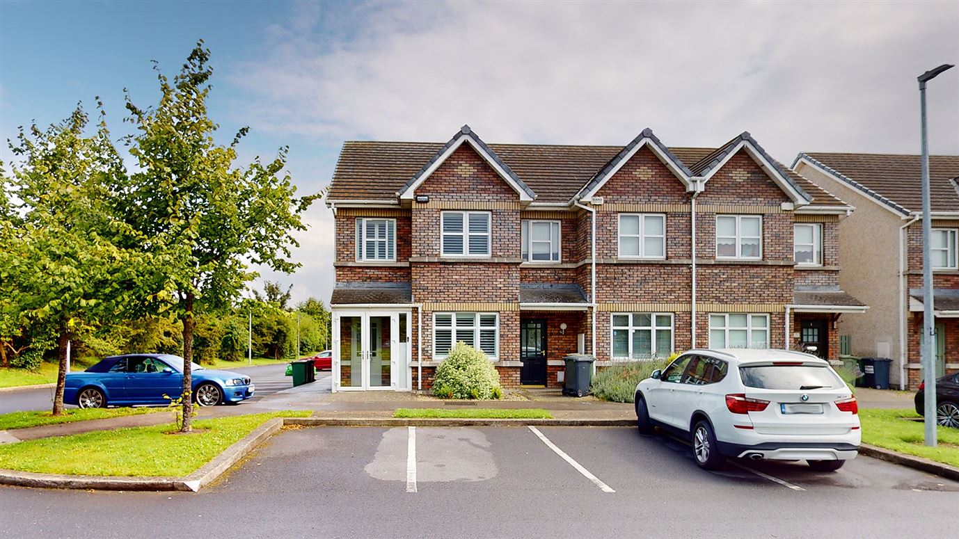 7 Castlegrange Drive, Clonee, Dublin 15 - RE/MAX Property Centre Team ...