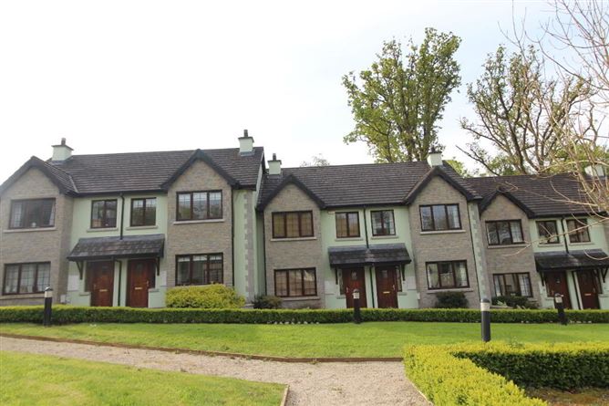 20 Clements Court, Lough Rynn, Mohill, Leitrim, Leitrim - REA Brady ...