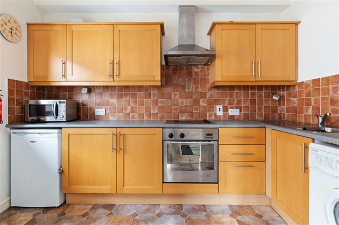 13 Semple House, Custom House Square, IFSC, Dublin 1 - Sherry ...