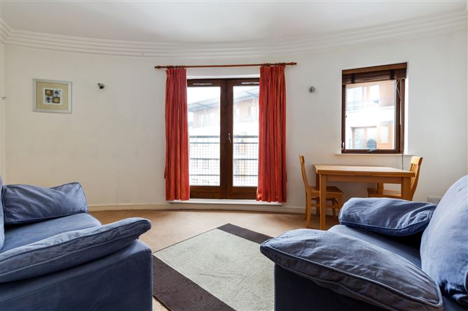 13 Semple House, Custom House Square, IFSC, Dublin 1 - Sherry ...