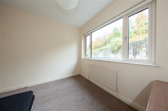 12 Rye River Close, Leixlip, Kildare - Auctioneera - 4835949 - MyHome ...